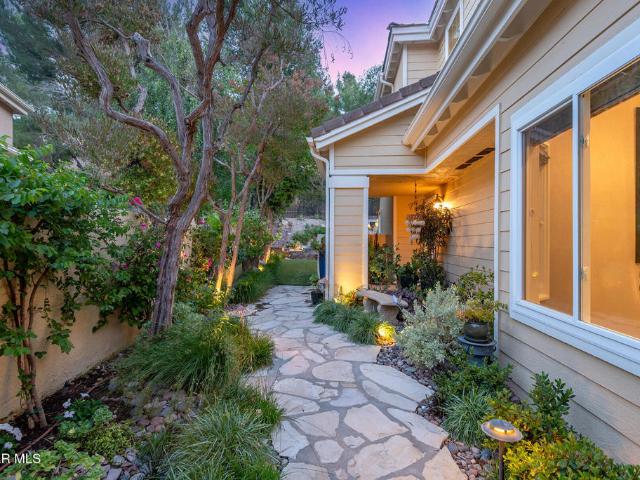 5442 Westview Court