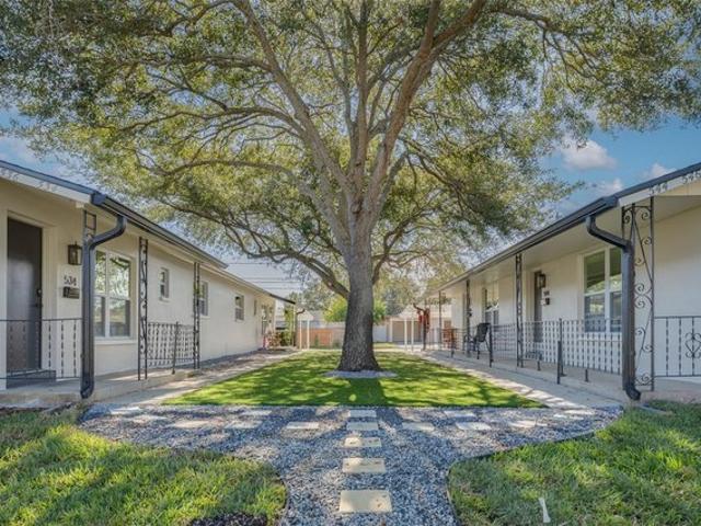544 93rd Ave N, Saint Petersburg, FL 33702
