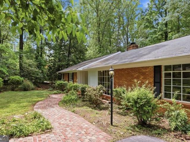 544 Bouldercrest Dr SW, Marietta, GA 30064