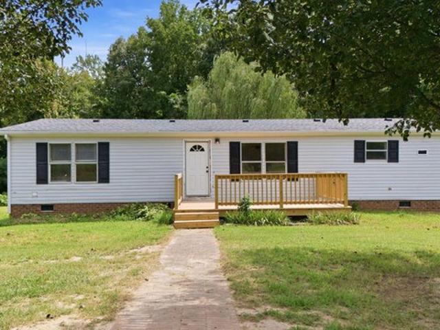 544 Dickey Dr, Roxboro, NC 27574