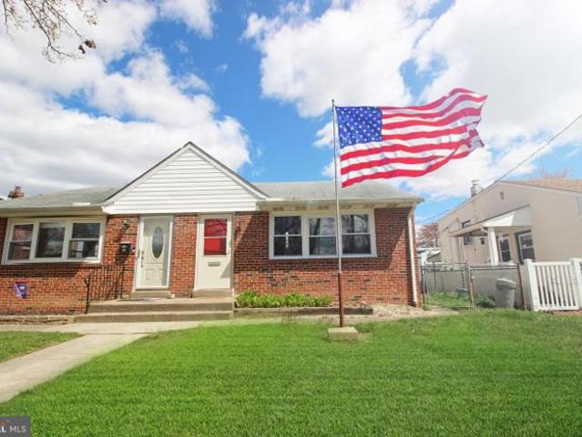 544 Edgewood Ave, Folsom, PA 19033
