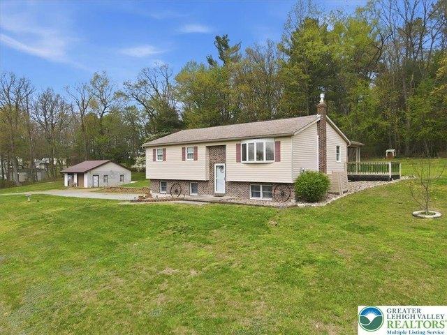 544 Fritz Dr, Mahoning, PA 18235