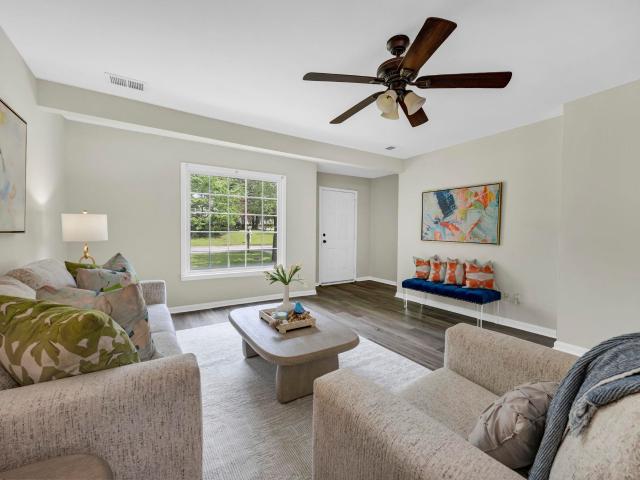 544 Kenton Drive