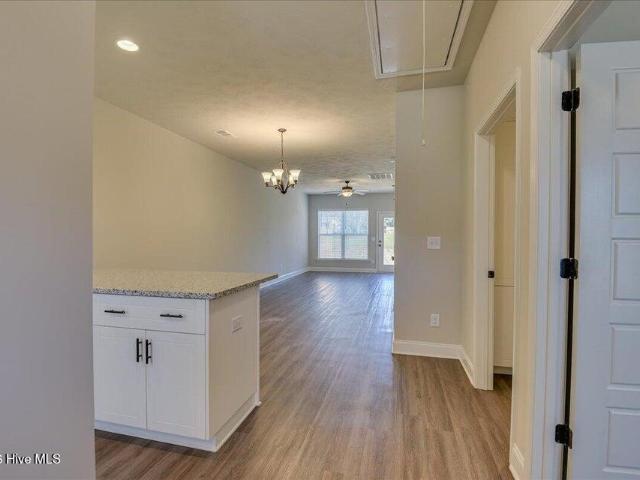 544 Hardy Point