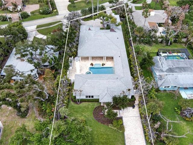 544 Live Oak Rd, Vero Beach, FL 32963