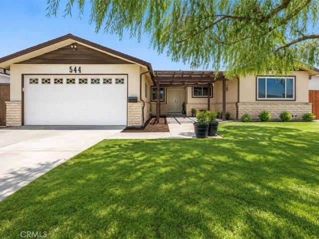 544 Meadow Ln, Lemoore, CA 93245