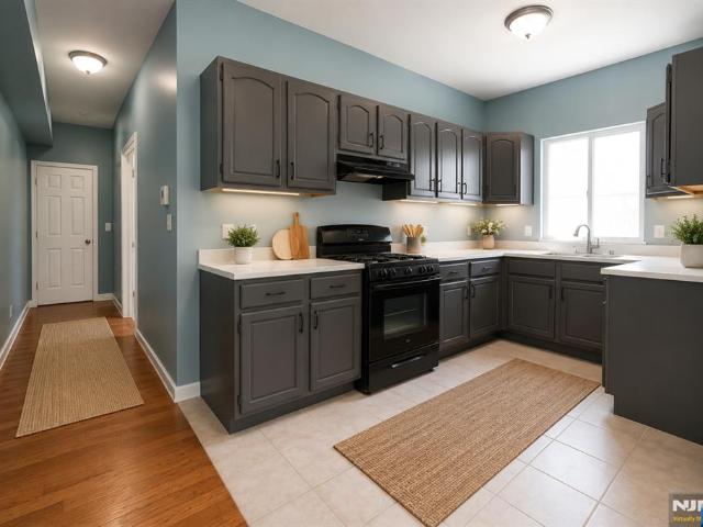544 S 11th Street