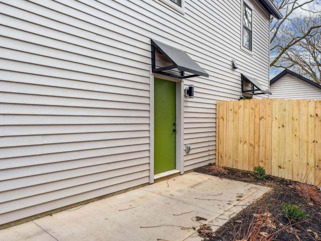 544 Seymour Avenue