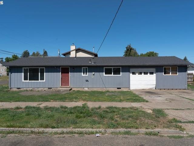 544 SW 1st St, Sheridan, OR 97378