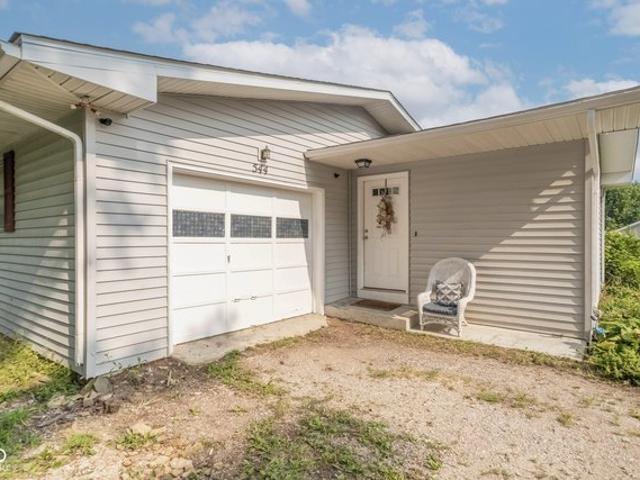 544 Park Ln, Nashville, IN 47448