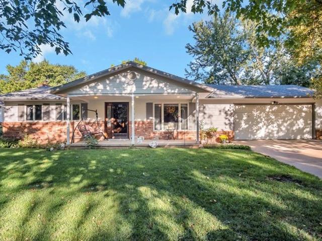544 Park Pl, Moundridge, KS 67107