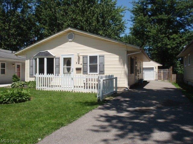 544 Purdue Ave, Elyria, OH 44035