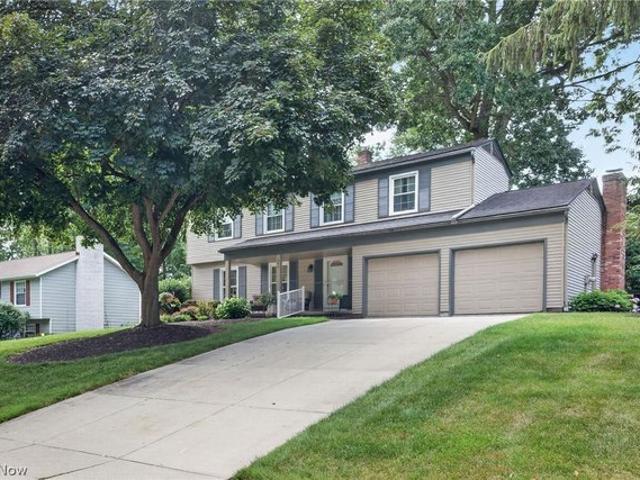 544 Treeside Dr, Stow, OH 44224