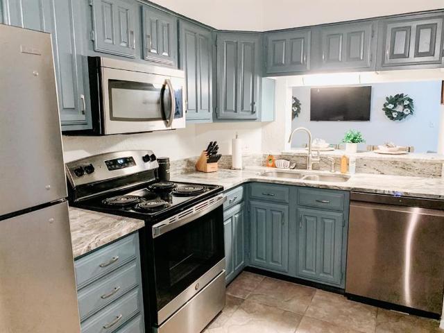 5454 Financial Plaza # 16 B