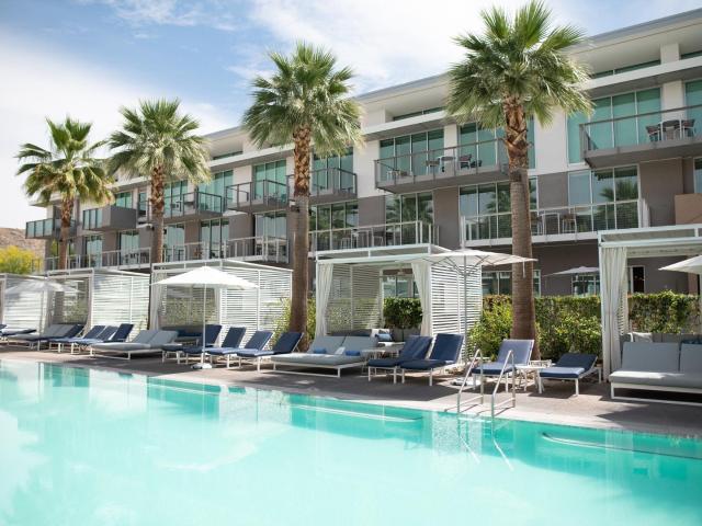 5455 E Lincoln Drive # 1010