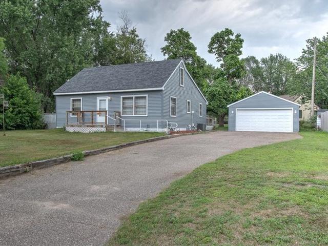 5456 Adams St, Mounds View, MN 55112