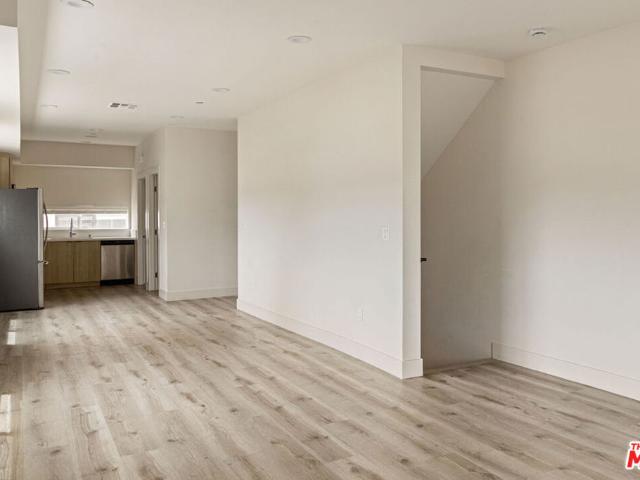 5456 1/2 Barton Avenue