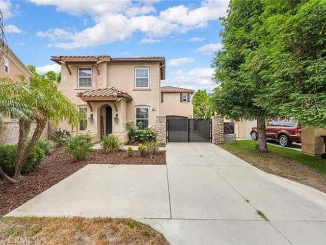 5457 Martingale Way, Fontana, CA 92336