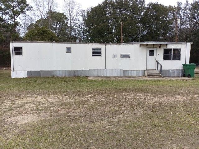 5457 Creel St, Graceville, FL 32440