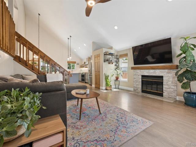 5457 W 115th Drive