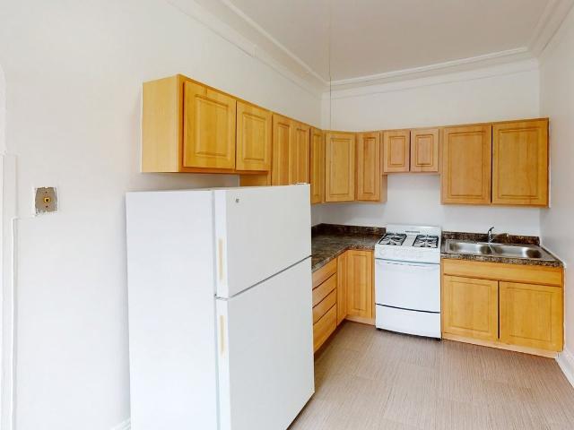 5457 5459 S. Blackstone Avenue Studio Apartment for Rent at 5457 S Blackstone Ave, Chicago, IL 60615 Hyde Park