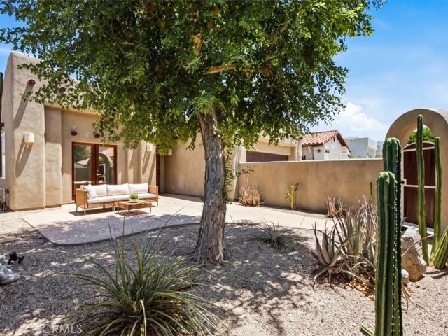 54580 Avenida Juarez