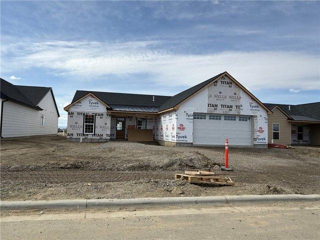 5458 Apple Rose Ln, Billings, MT 59106