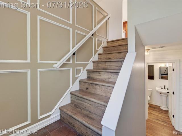 5458 Gina Drive