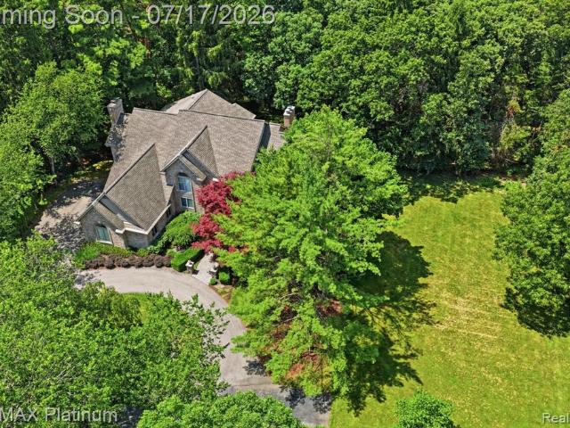 5458 Lake Ridge Drive