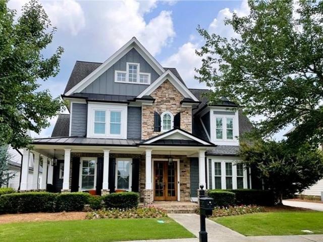 5451 Autumn Flame Dr, Braselton, GA 30517