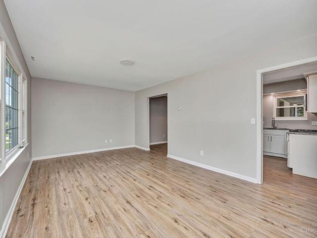 5452 Ehrling Road