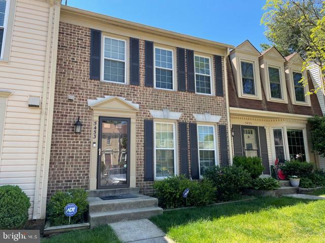 5453 New London Park Drive