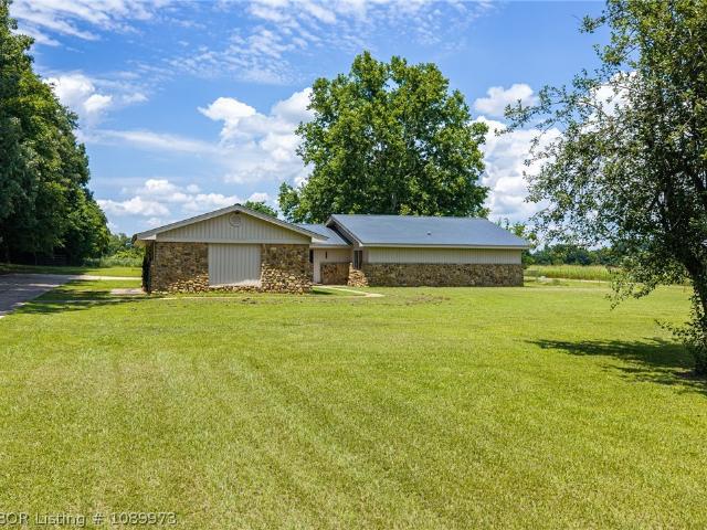 5453 E State Highway 10