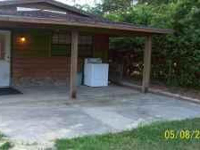 $545 / 1br still avalible all utilities included pensacola