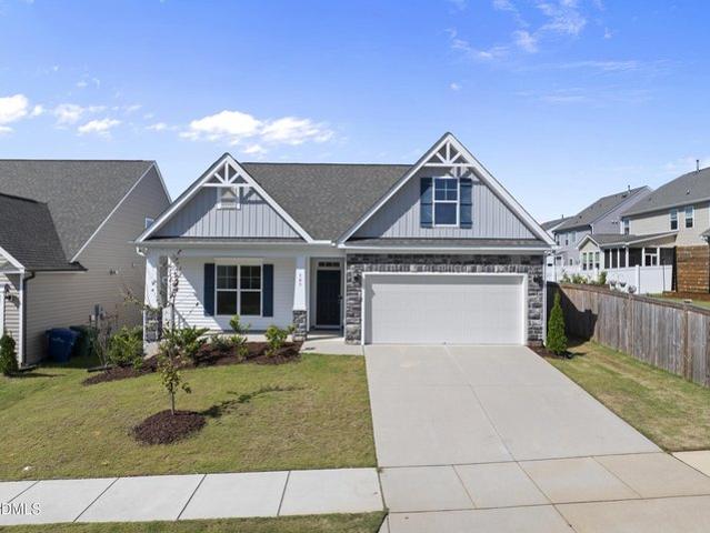 545 Glenwyck Ct, Fuquay Varina, NC 27526