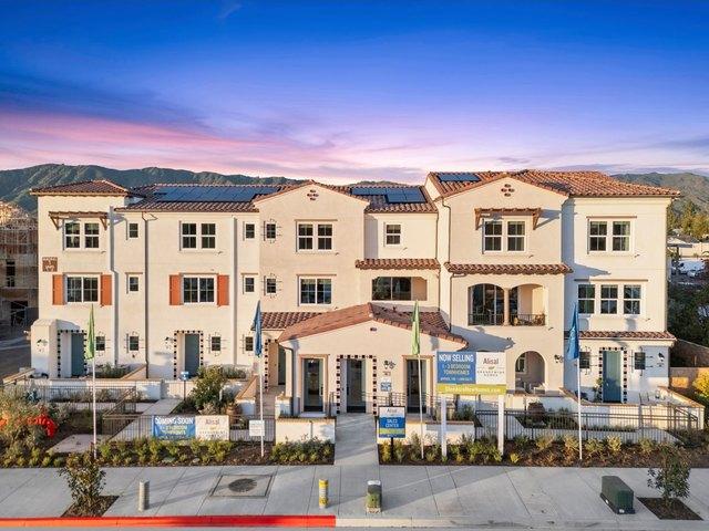 545 Gregory Way, Glendora, CA 91740