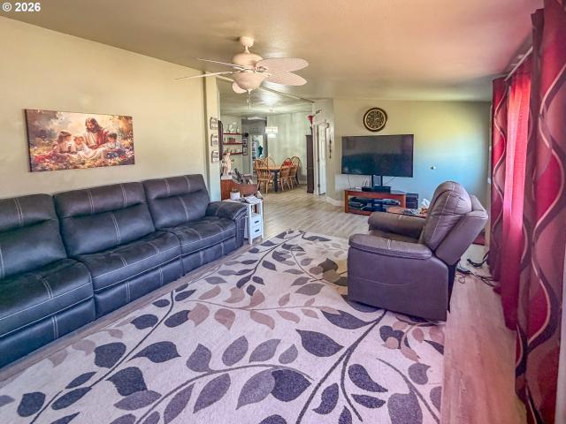 545 E 4TH AVE