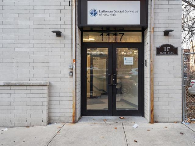 545 E 166th Street