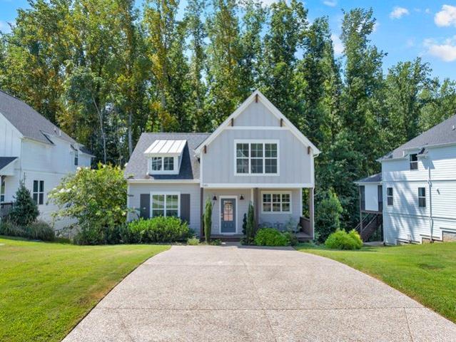 545 Evans Dr, Tullahoma, TN 37388
