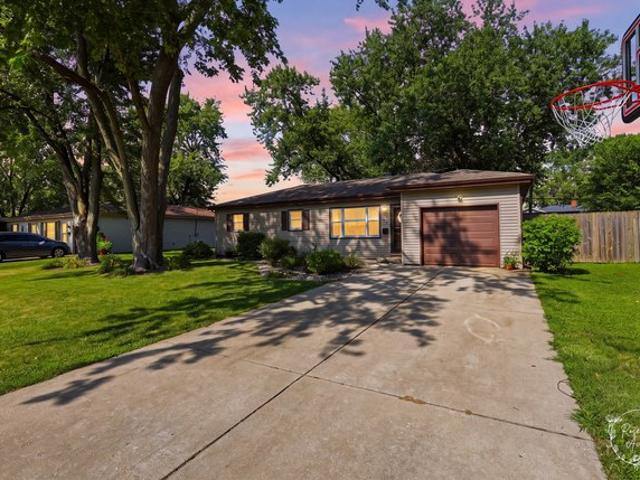 545 Evergreen Ln, Bradley, IL 60915