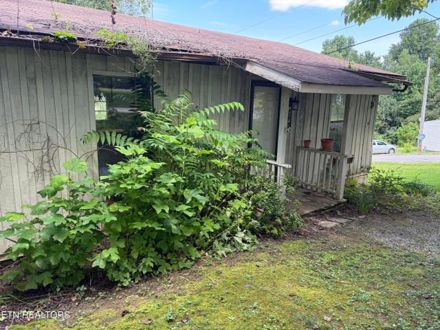 545 High St