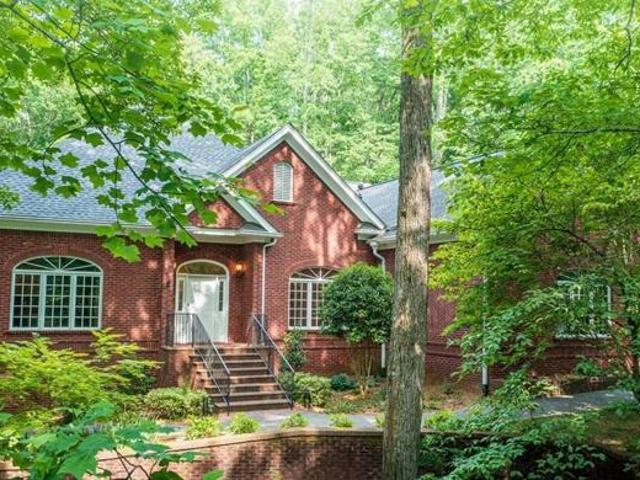 545 Laurel Oaks Ln, Milton, GA 30004