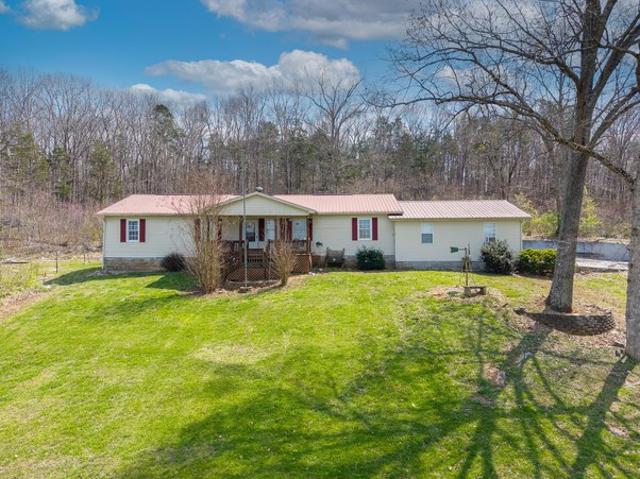 545 Lewis Bray Rd, Burnside, KY 42519