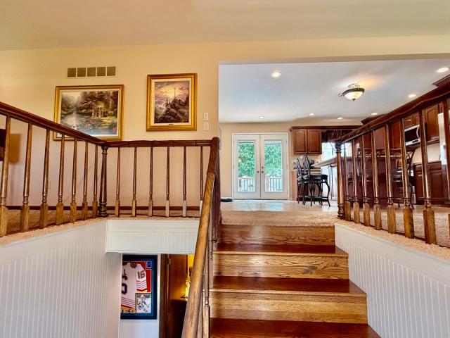 545 Meadowbrook