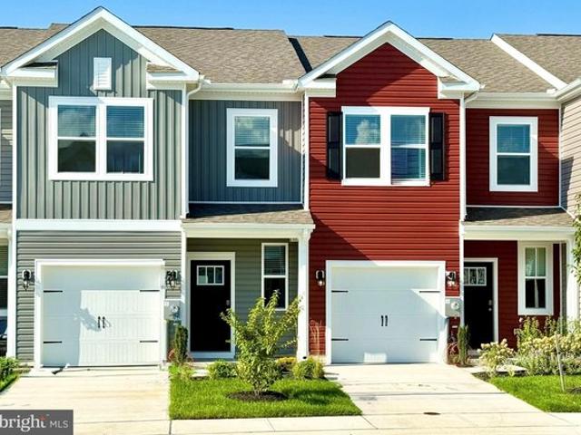 545 Norwood Dr, Ellendale, DE 19941