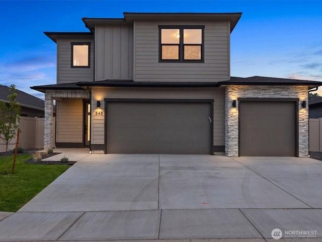545 S Perry Ave, East Wenatchee, WA 98802