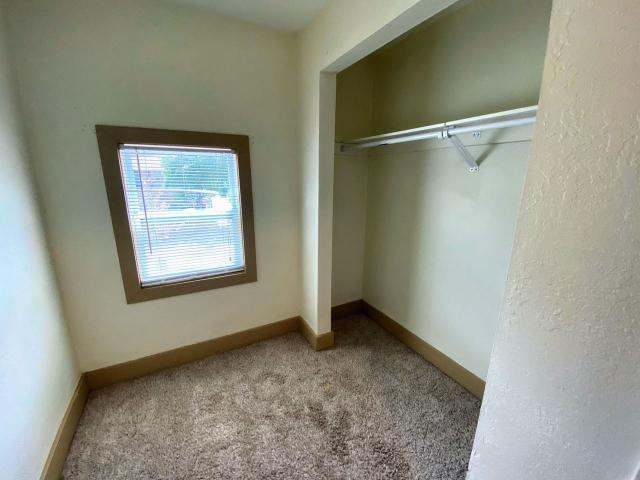545 Shamrock SW 1 Bedroom Apartment for Rent at 545 Shamrock St Sw, Grand Rapids, MI 49503 Roosevelt Park
