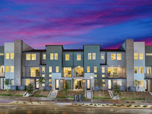545 Spindle Way, San Marcos, CA 92078