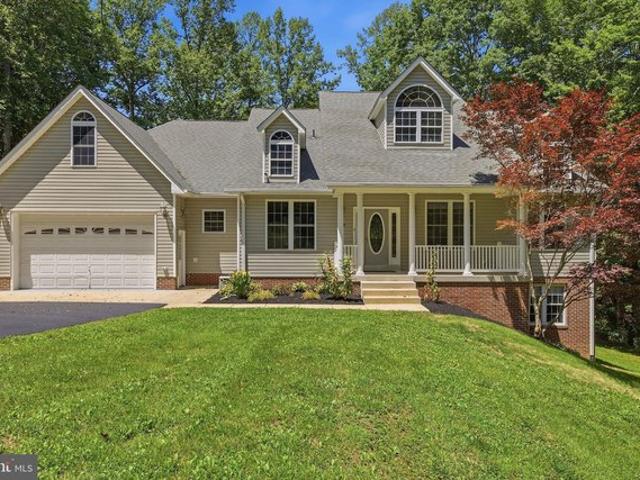 545 Stoakley Rd, Prince Frederick, MD 20678