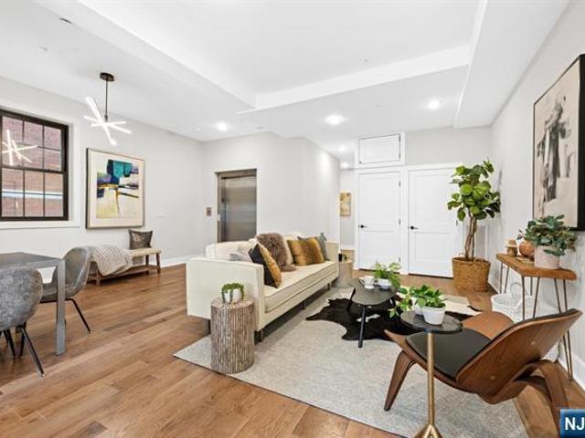 545 Palisade Avenue # 2